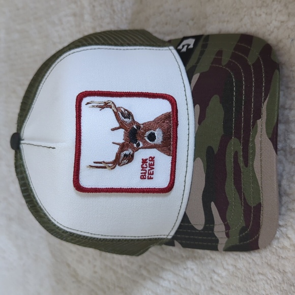 Goorin Bros | Accessories | Goorin Bros Buck Fever Animal Farm Snapback ...